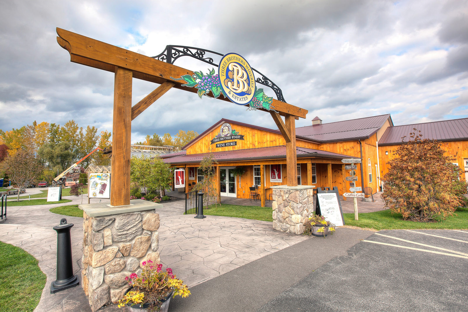 Three Brothers Wineries & Estates adopts Ekos to manage winery